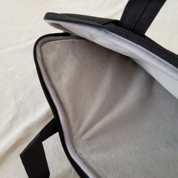 Bags | Nwot Padded Waterresistant Laptop Computer Carrying Case With ...
